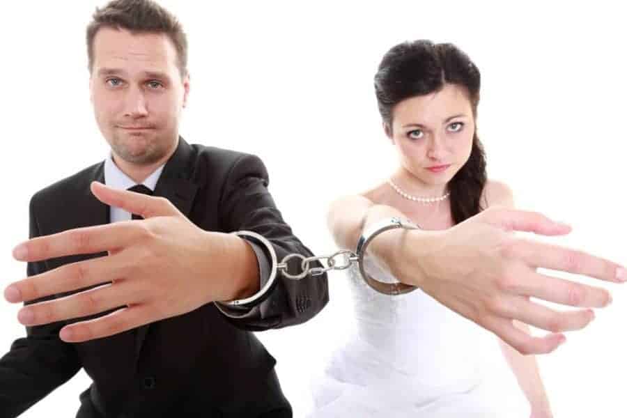 The things you should and shouldn't compromise on in a relationship