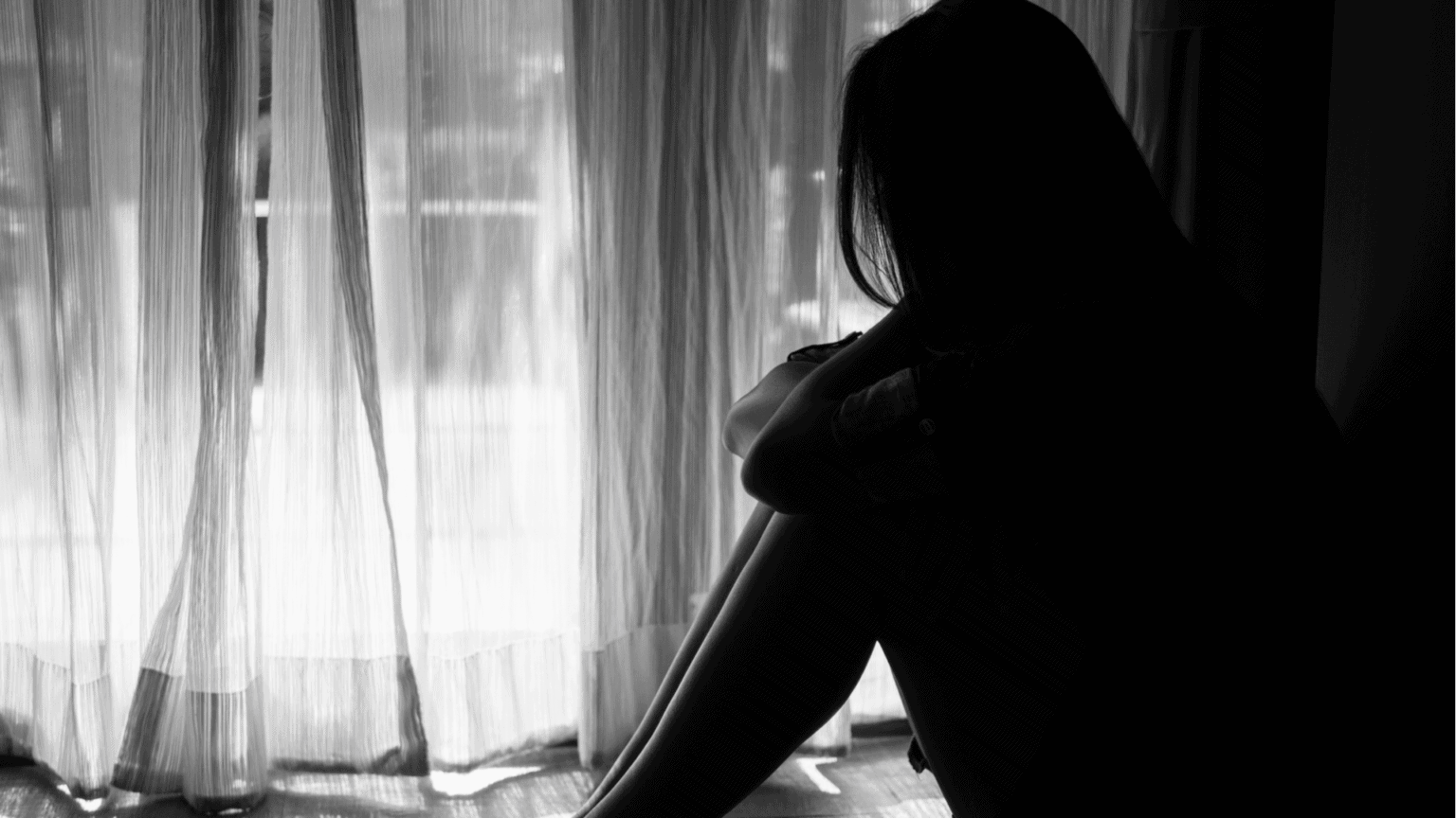 10 Things All Women Do After A Breakup - Relationship Rules 10 Things All Women Do After A Breakup - Relationship Rules