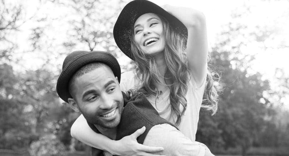 10 things all couples do that seem weird