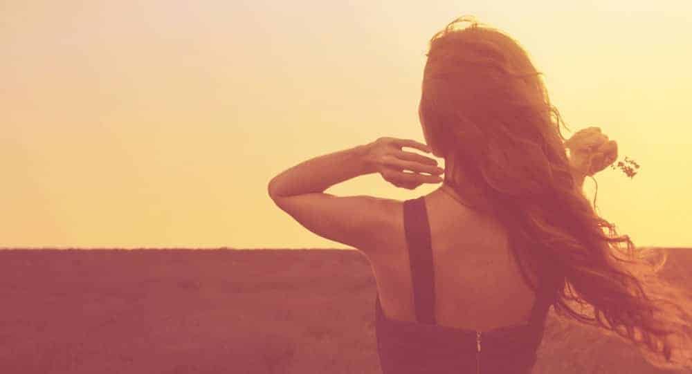 How To Make Her Happy? (10 Things You Should Always Do)