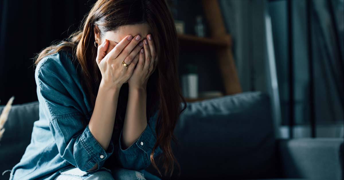 7 Heartbreaking Reasons Women Break Up With Men They Love